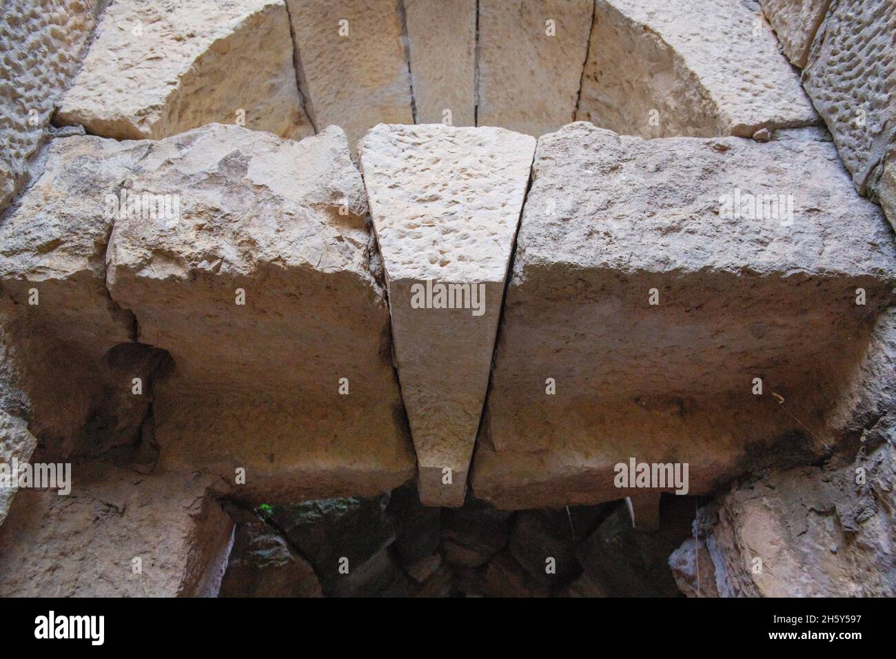 Lintel holy hi-res stock photography and images - Alamy