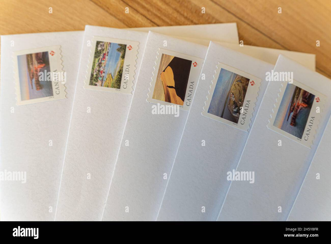 Canada postage stamps hi-res stock photography and images - Alamy