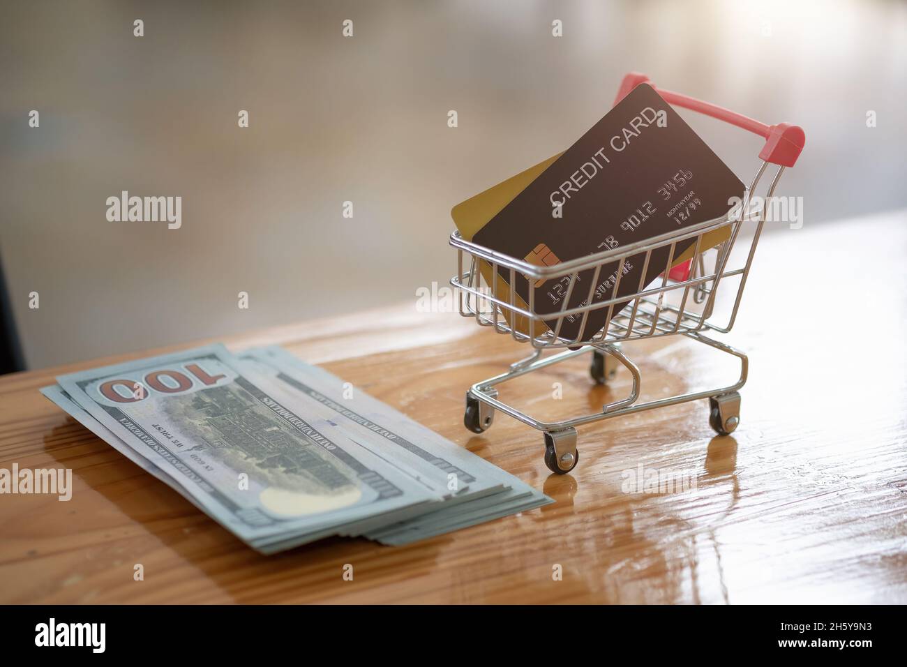 Bank customer desk hi-res stock photography and images - Alamy