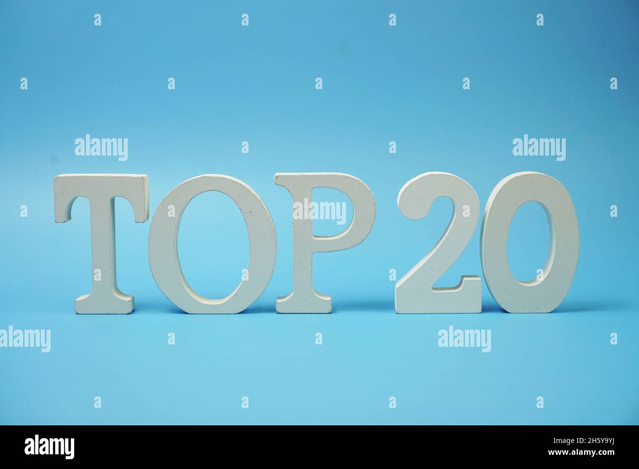 Top 20 chart hi-res stock photography and images - Alamy