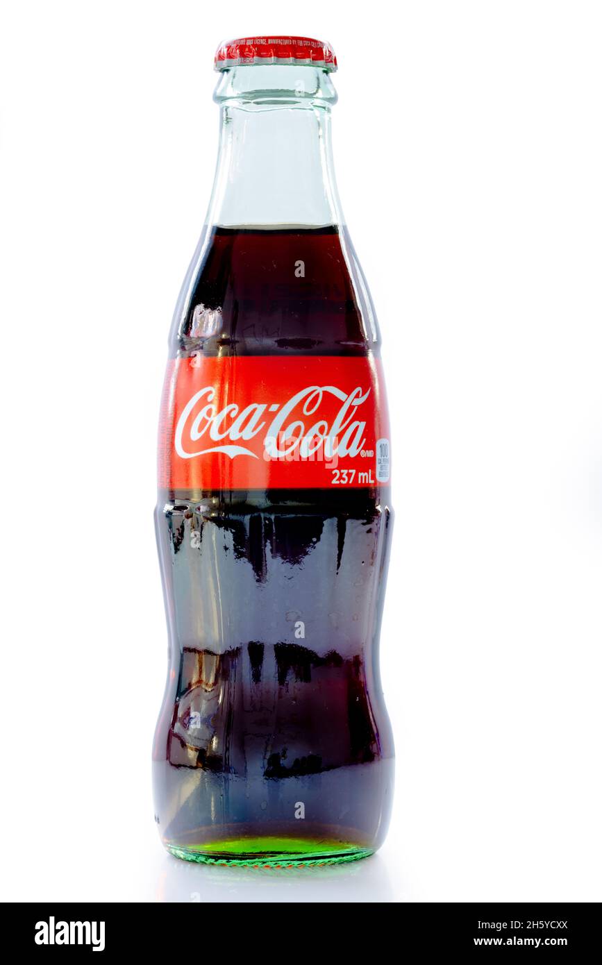 Bottled water and coke hi-res stock photography and images - Alamy