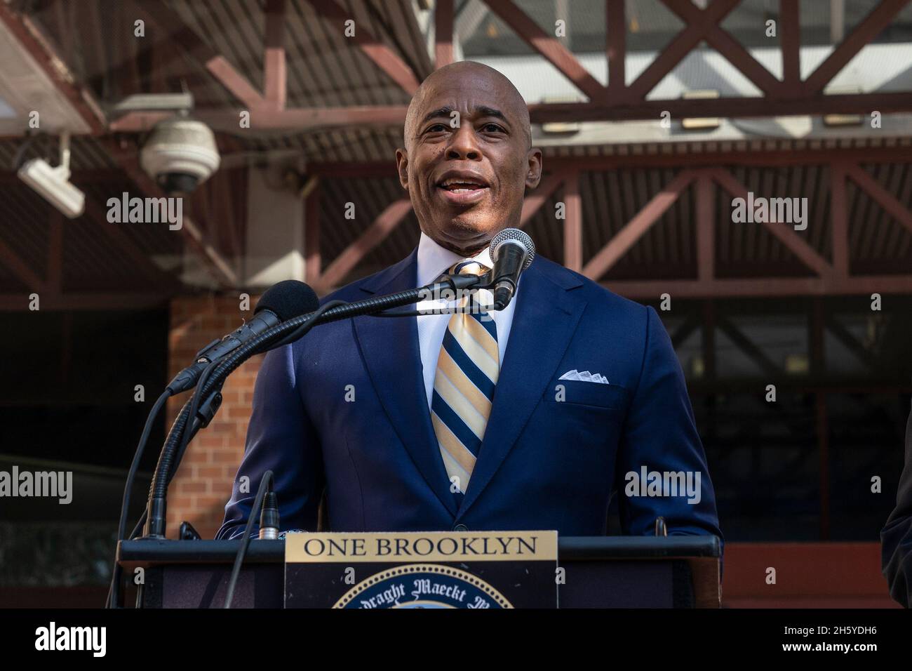 New York, USA. 11th Nov, 2021. On Veterans Day Mayor-elect Eric Adams ...