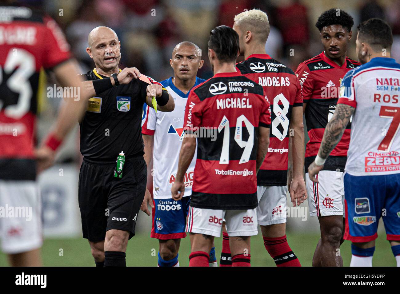 RJ - Rio de Janeiro - 11/11/2021 - BRAZILIAN A 2021, FLAMENGO X BAHIA - Referee Vinicius ...