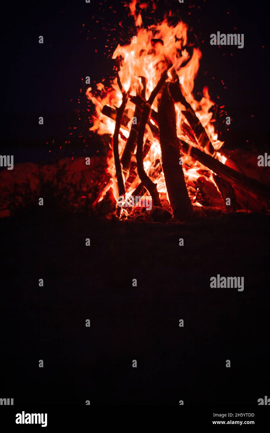 night bonfire, photograph of the hearth, burning bonfire, tourism Stock ...