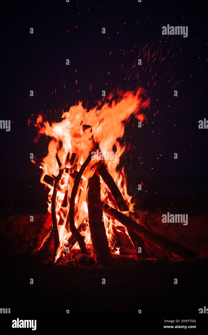 night bonfire, photograph of the hearth, burning bonfire, tourism Stock ...