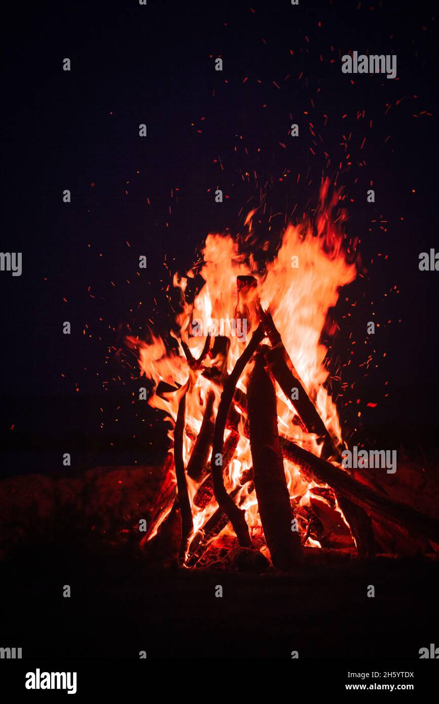 night bonfire, photograph of the hearth, burning bonfire, tourism Stock ...