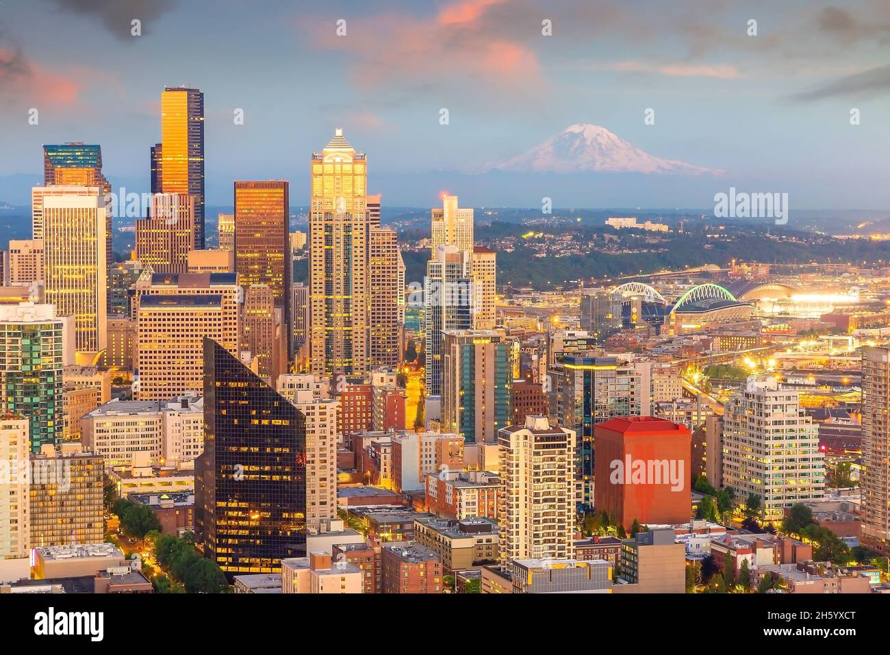 Seattle city downtown skyline cityscape in Washington State, USA Stock ...