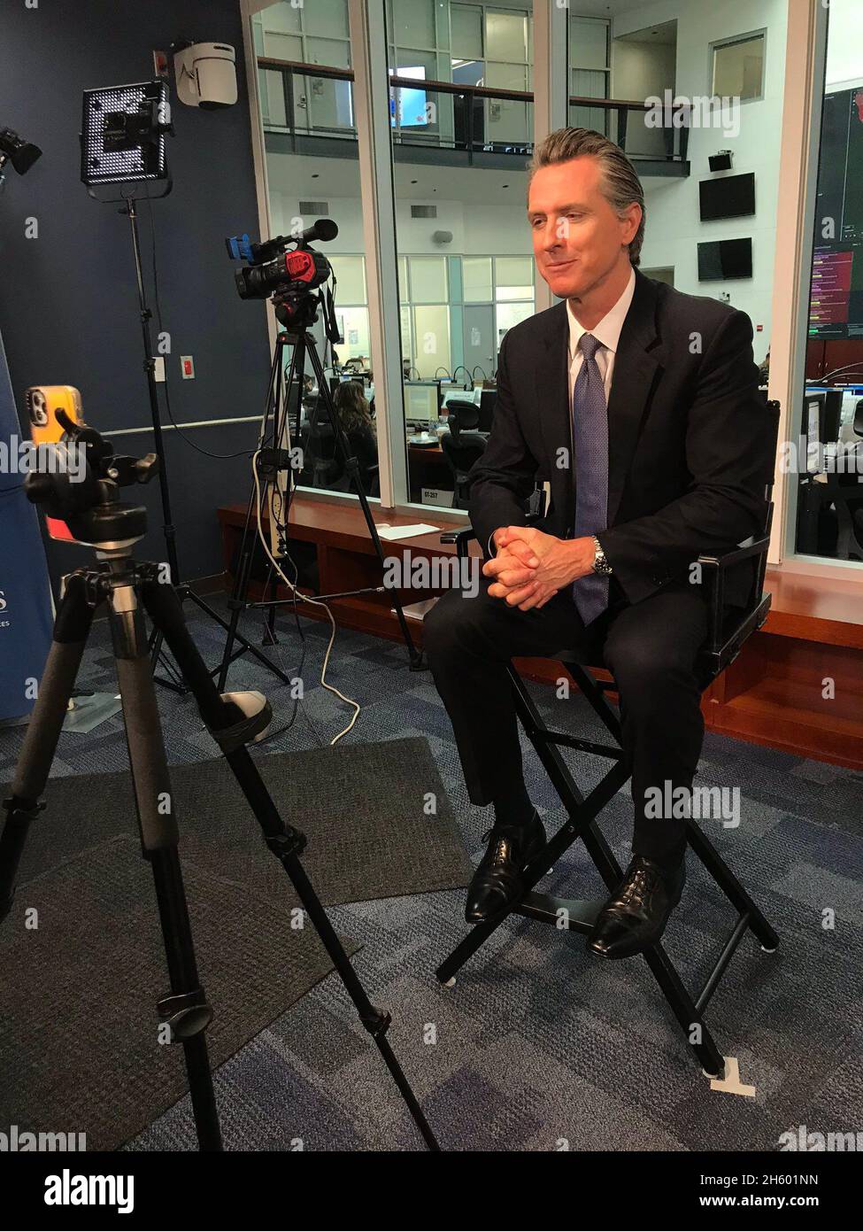 Gavin newsom portrait hi-res stock photography and images - Alamy