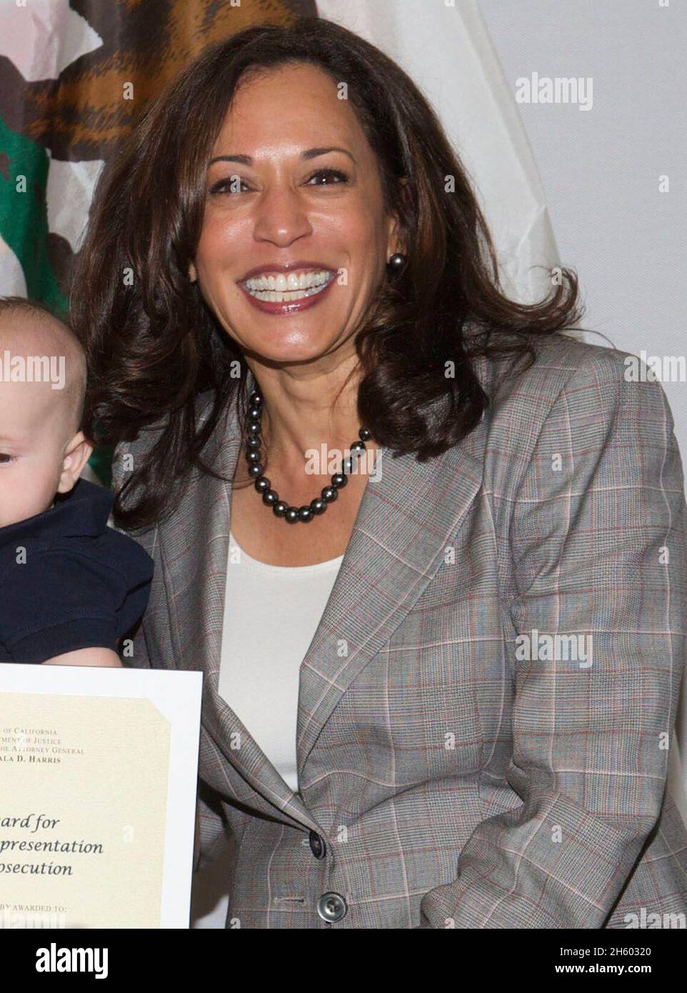 Kamala harris laughing hi-res stock photography and images - Alamy