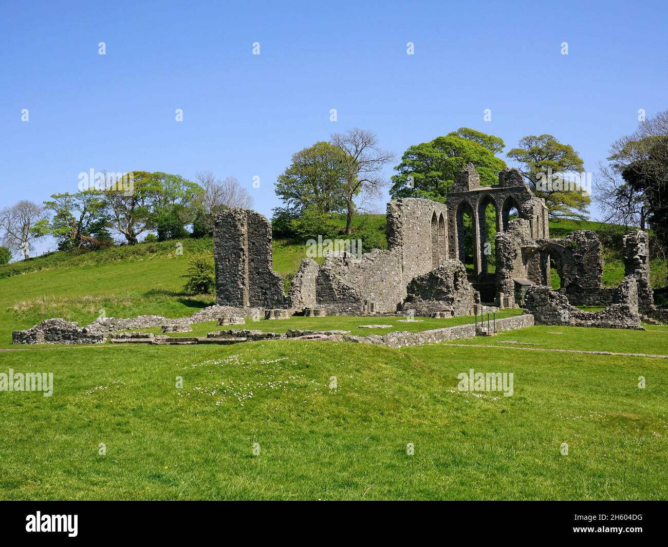 Inch abbey ruins hi-res stock photography and images - Alamy