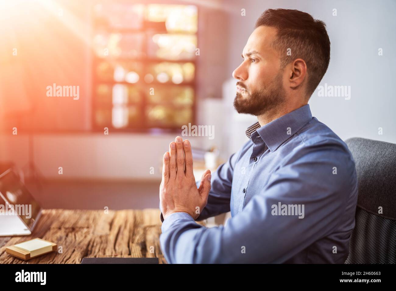 Praying christian man hi-res stock photography and images - Alamy