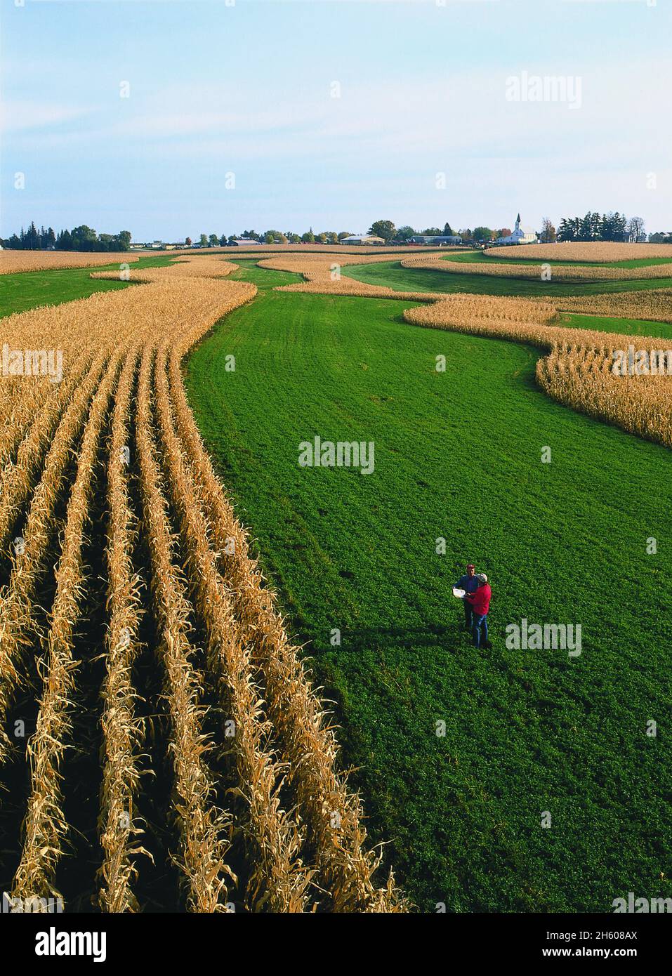 Iowa contour stripcropping hi-res stock photography and images - Alamy