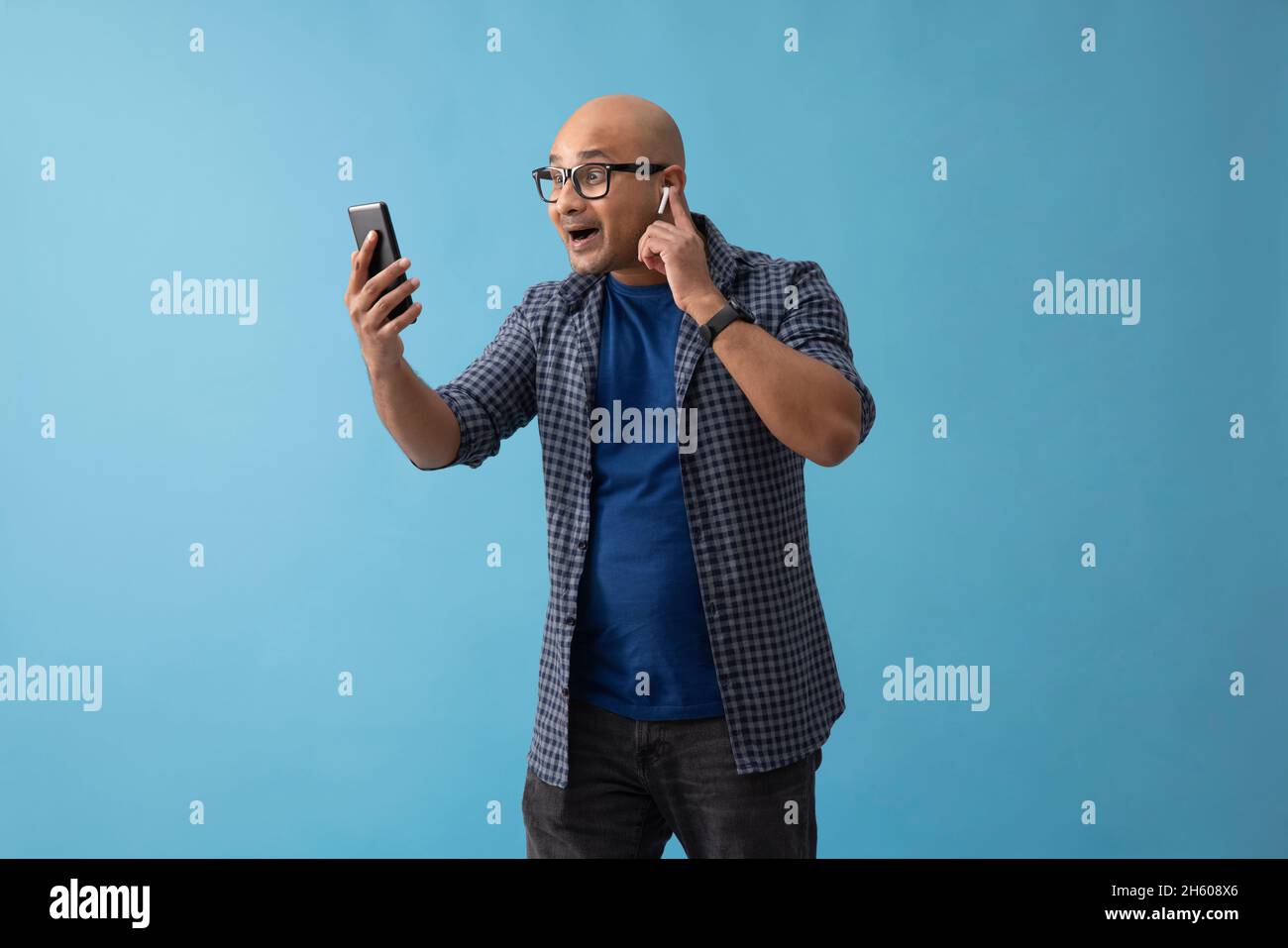 Portrait middle aged man calling hi-res stock photography and images ...