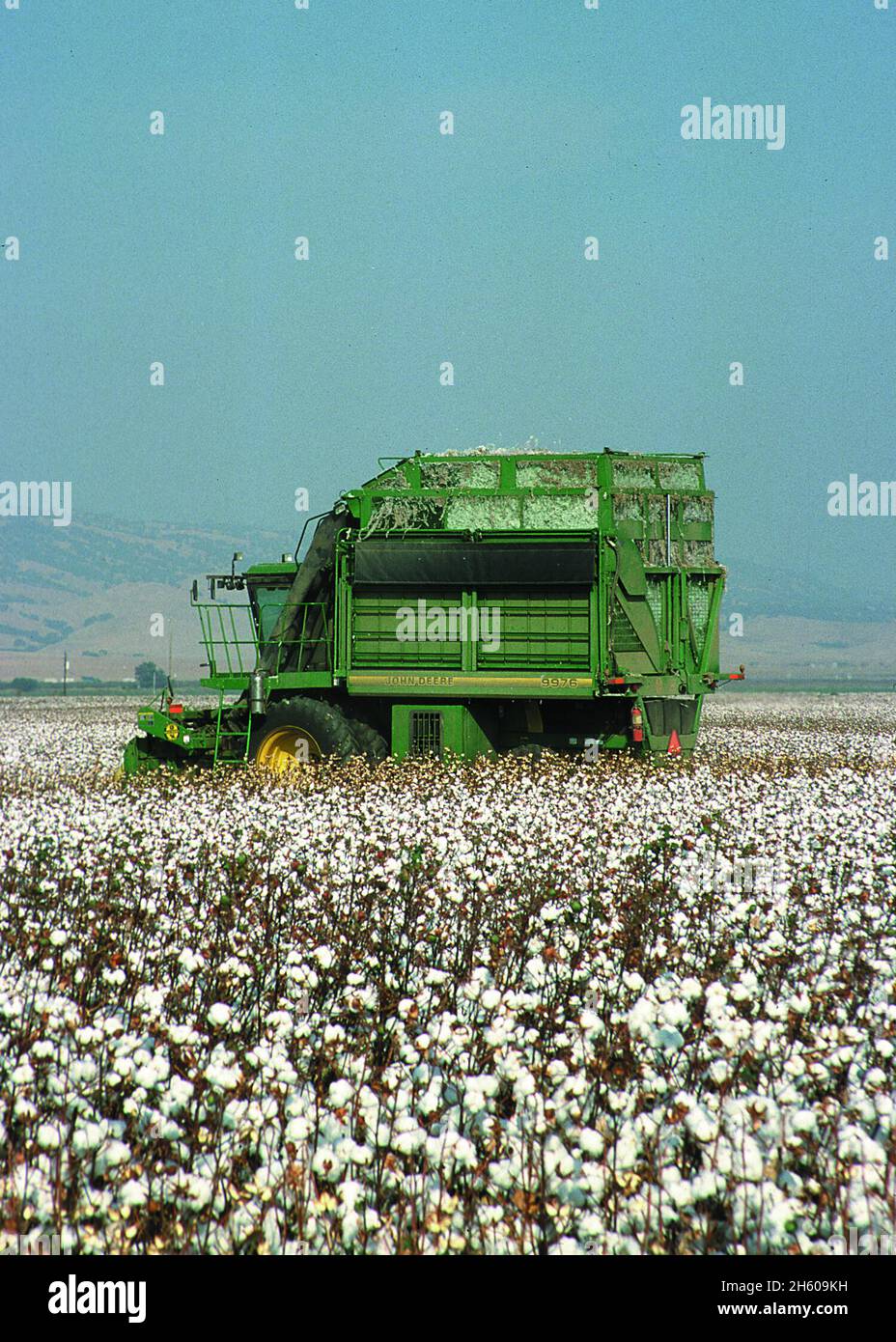 John deere cotton harvester hi-res stock photography and images - Alamy