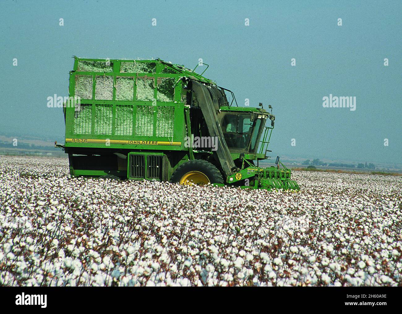 John deere 9976 cotton picker harvester hi-res stock photography and ...