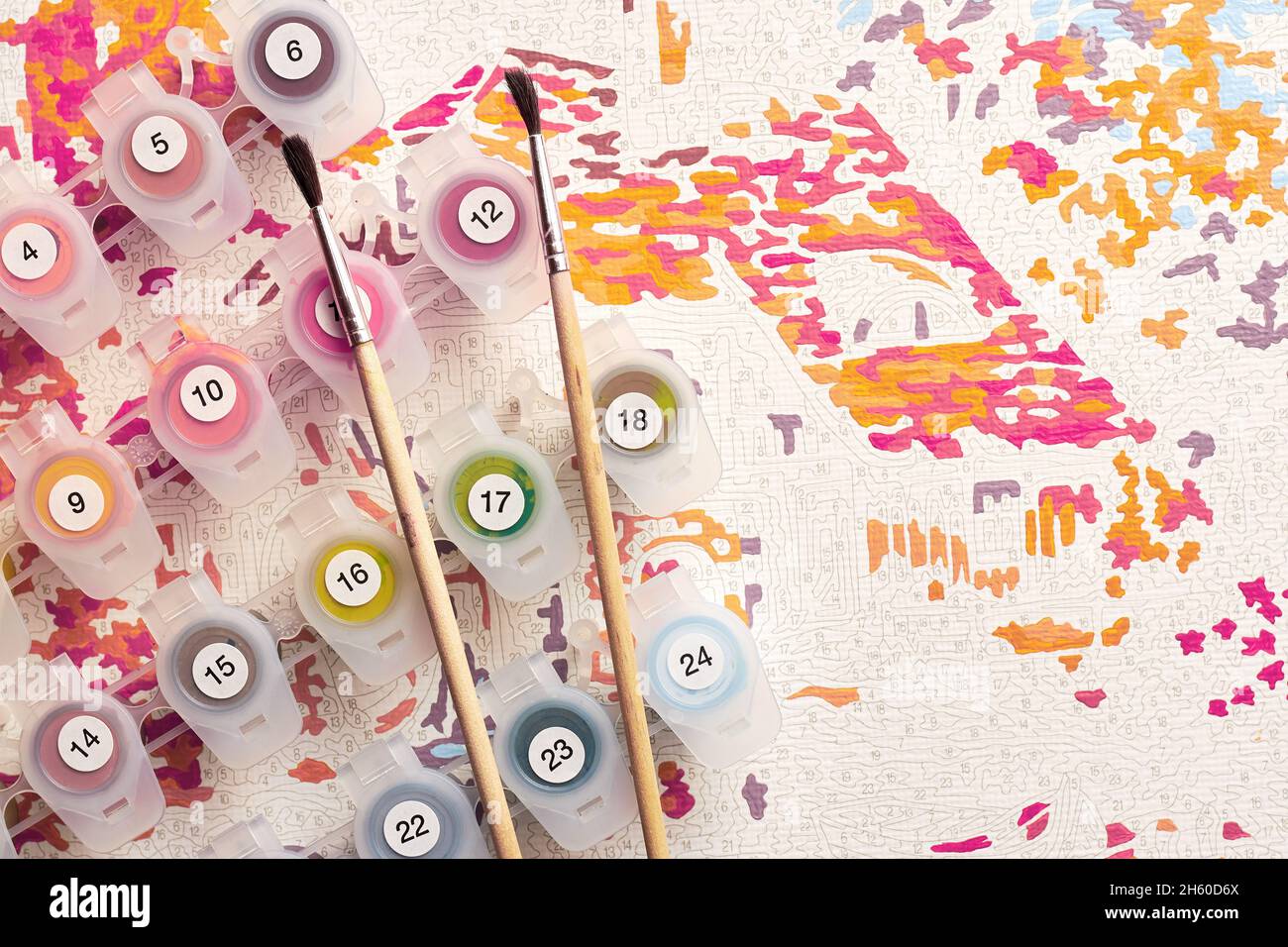 Drawing by numbers hi-res stock photography and images - Alamy