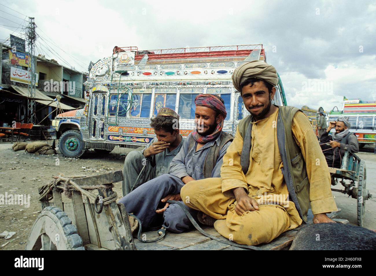 Pakistan stand hi-res stock photography and images - Alamy