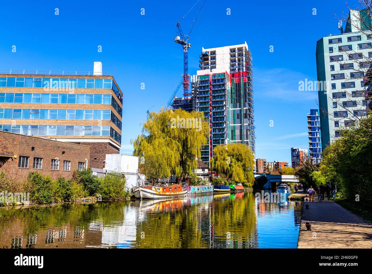 Alperton canal hi-res stock photography and images - Alamy