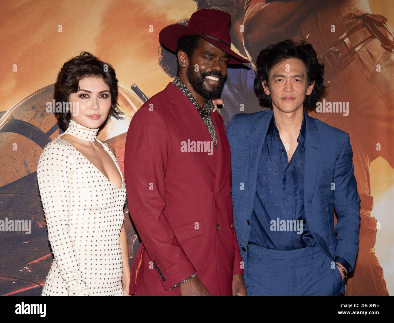 Los Angeles, California, USA. 11th Nov, 2021. Daniella Pineda, John Cho ...