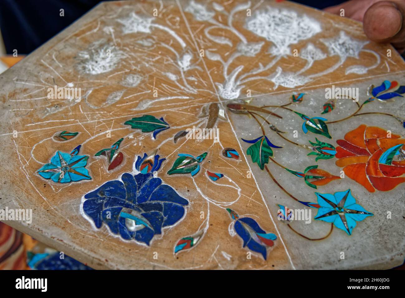 Marble inlay craft, Taj Mahal Stock Photo - Alamy