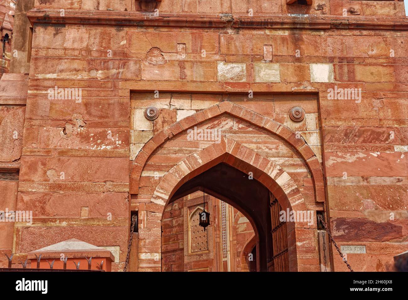 Entrance, Agra Fort Stock Photo - Alamy