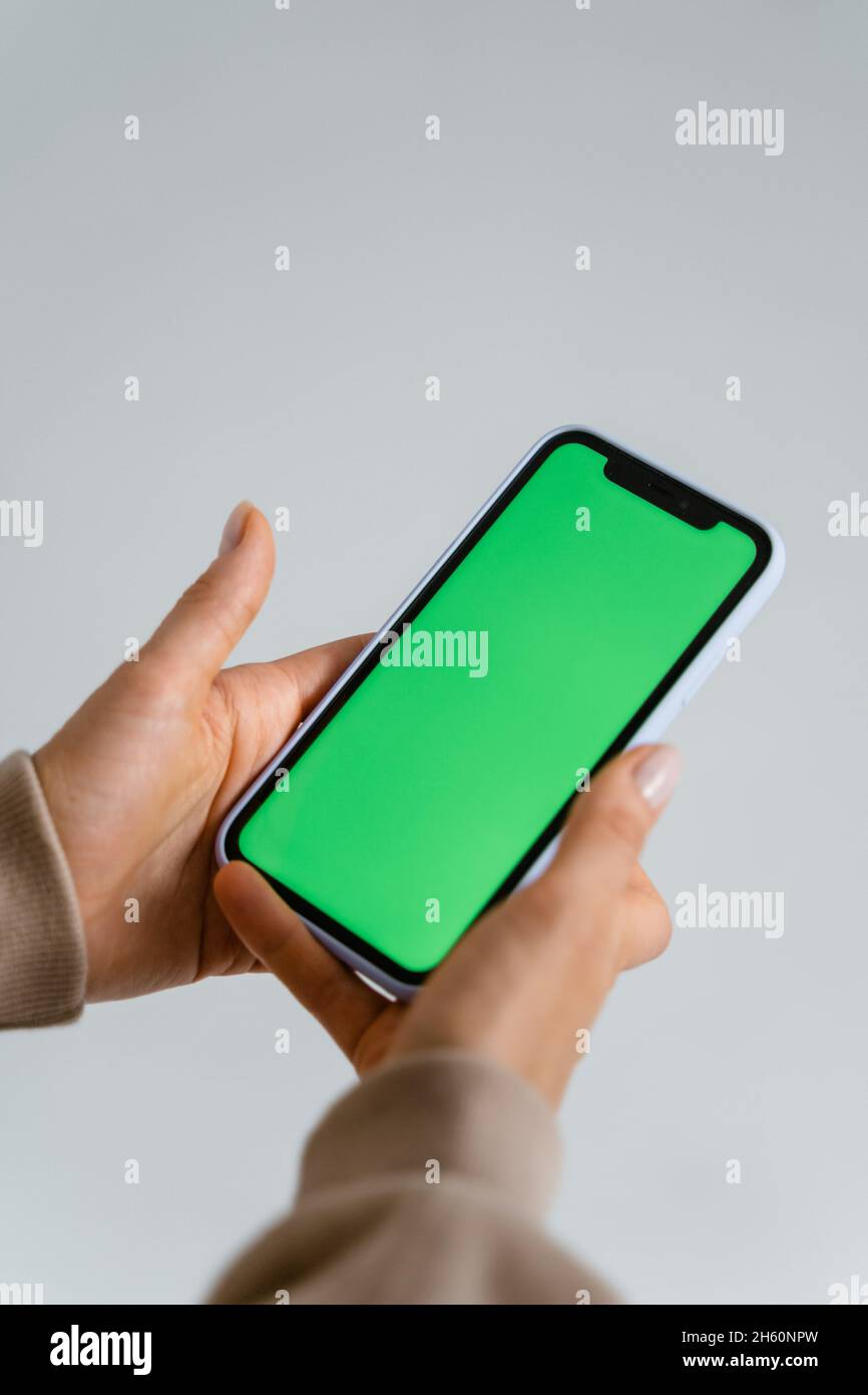Woman phone green screen hi-res stock photography and images - Alamy