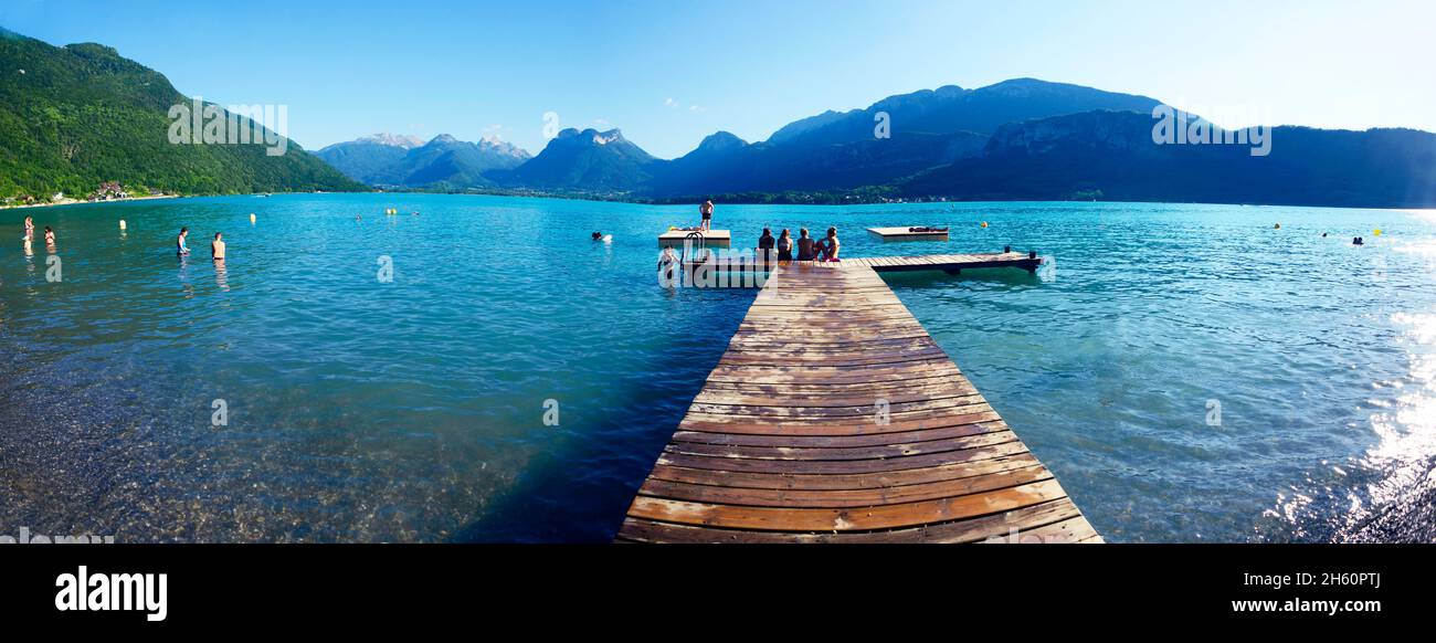 FRANCE, HAUTE SAVOIE ( 74 ), ANNECY, BEACH NEAR THE LAKE OF ANNECY ...