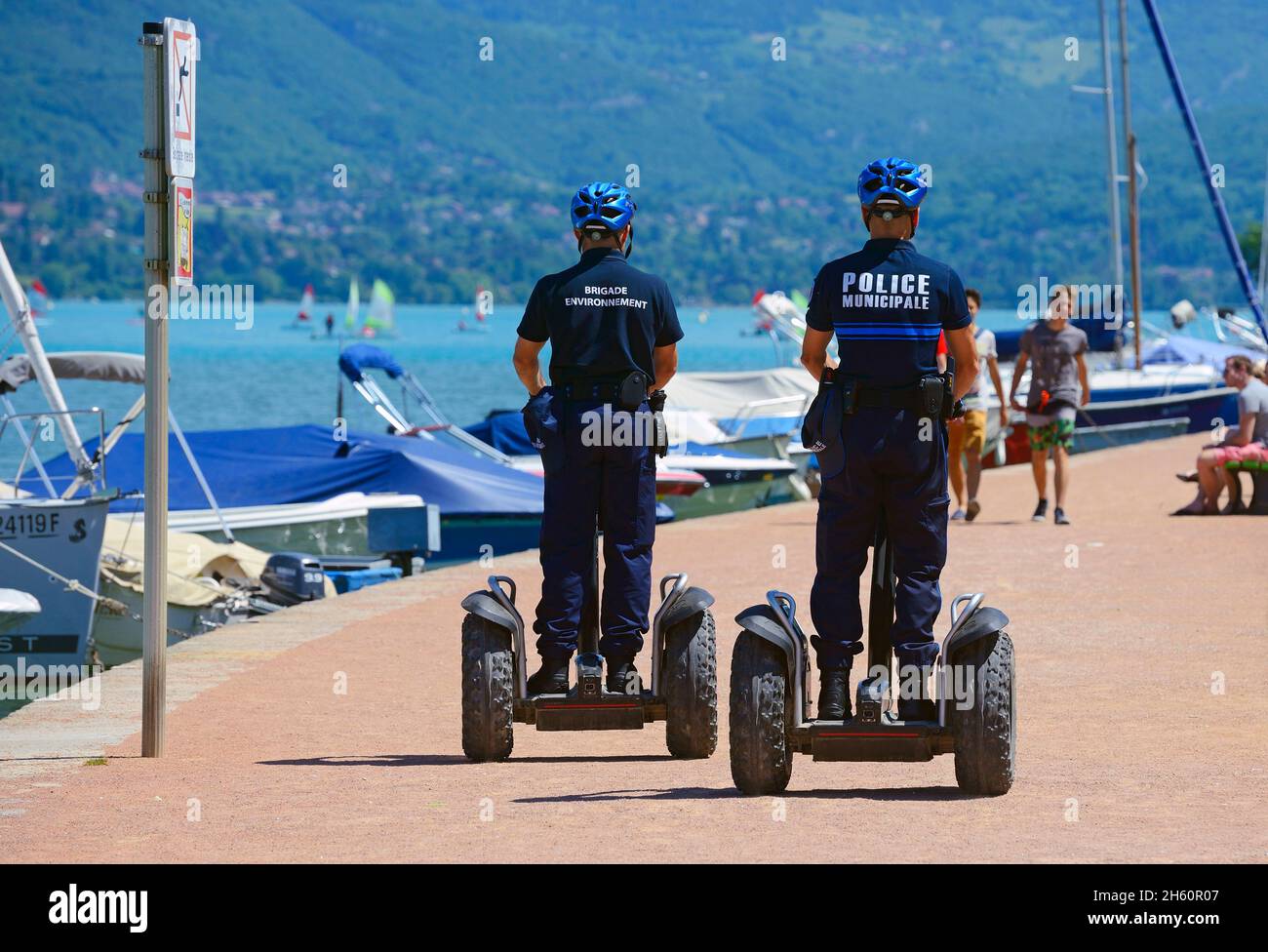 FRANCE, HAUTE SAVOIE ( 74 ), ANNECY, POLICE AND SAFETY ON THE BIKE ...