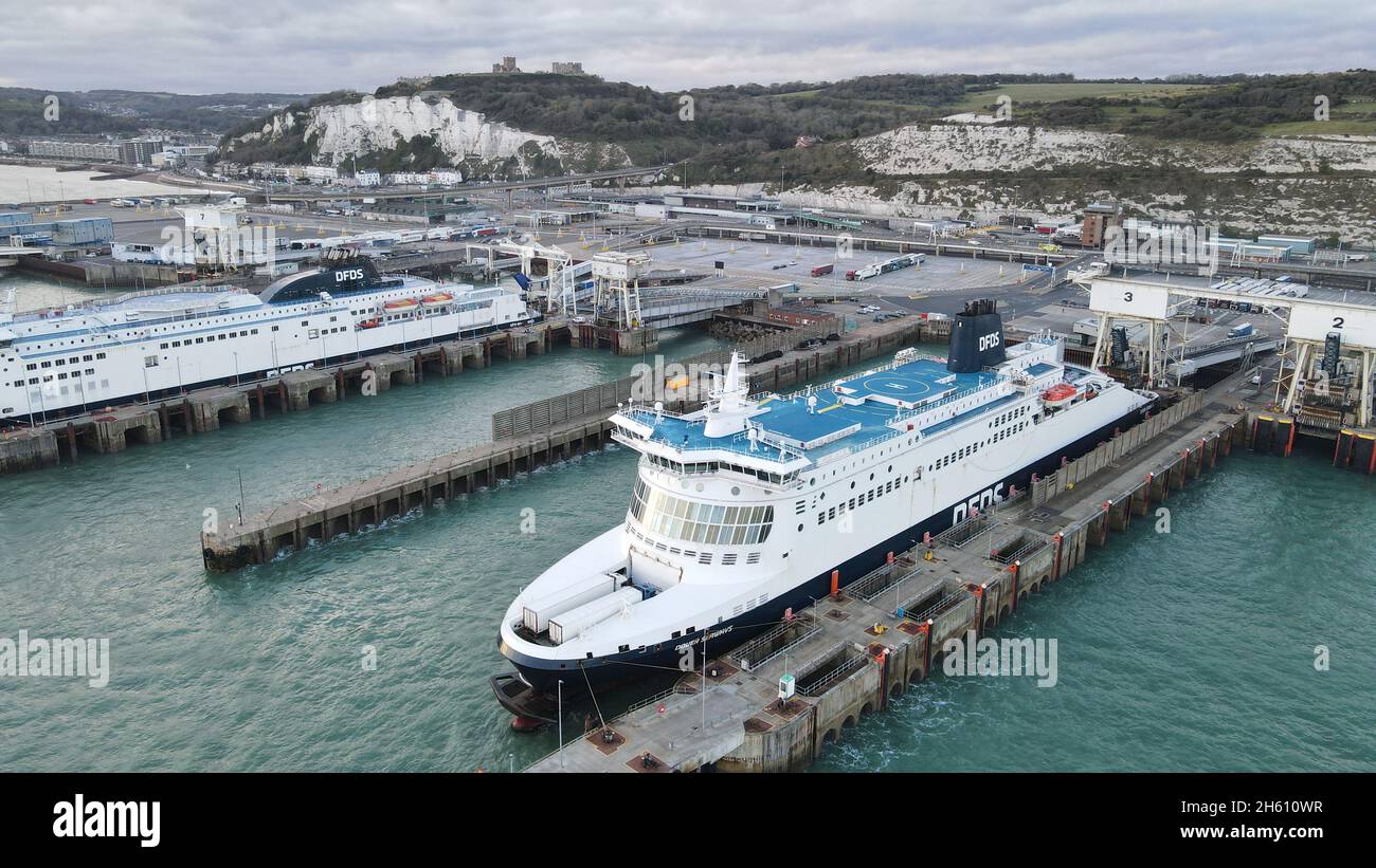Aerial port of embarkation hi-res stock photography and images - Alamy