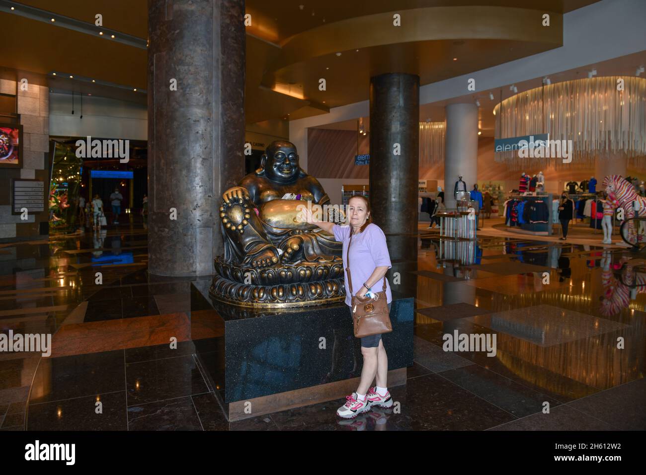 Happy buddha hi-res stock photography and images - Alamy