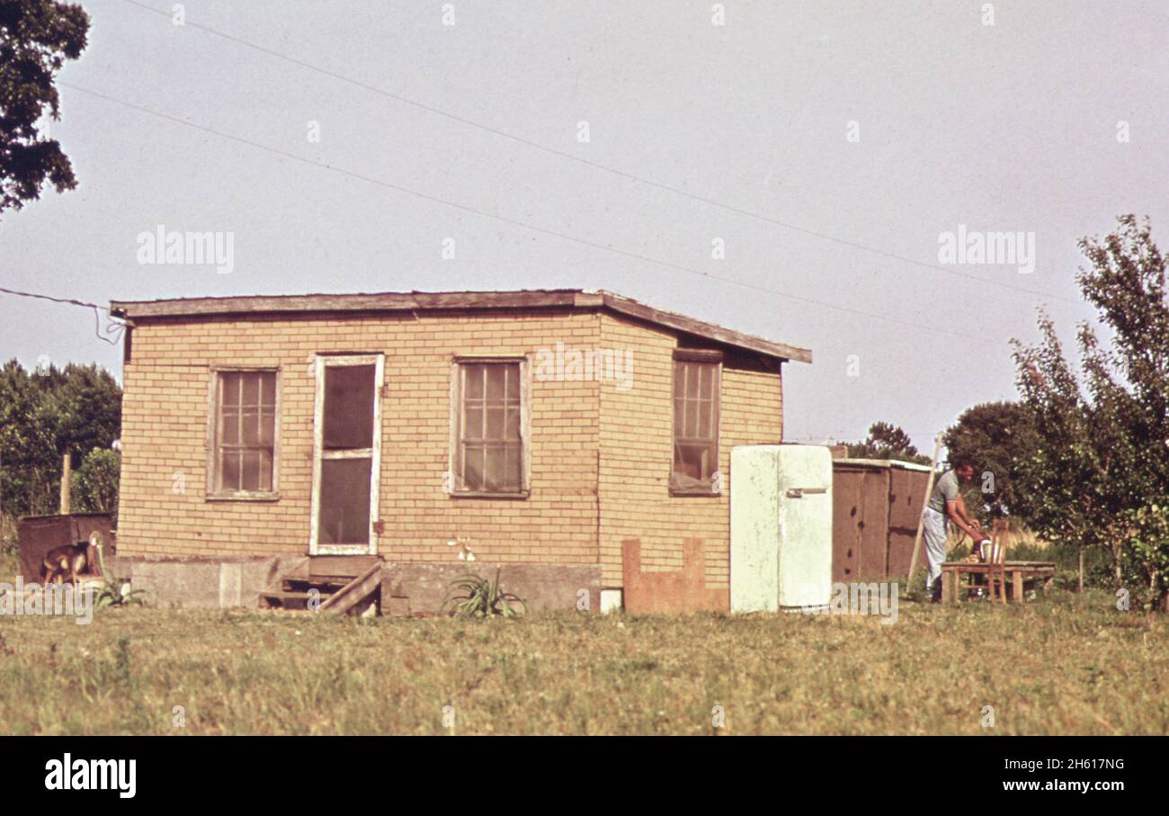 A very small house in a poor community area on Hilton Head Island ca ...