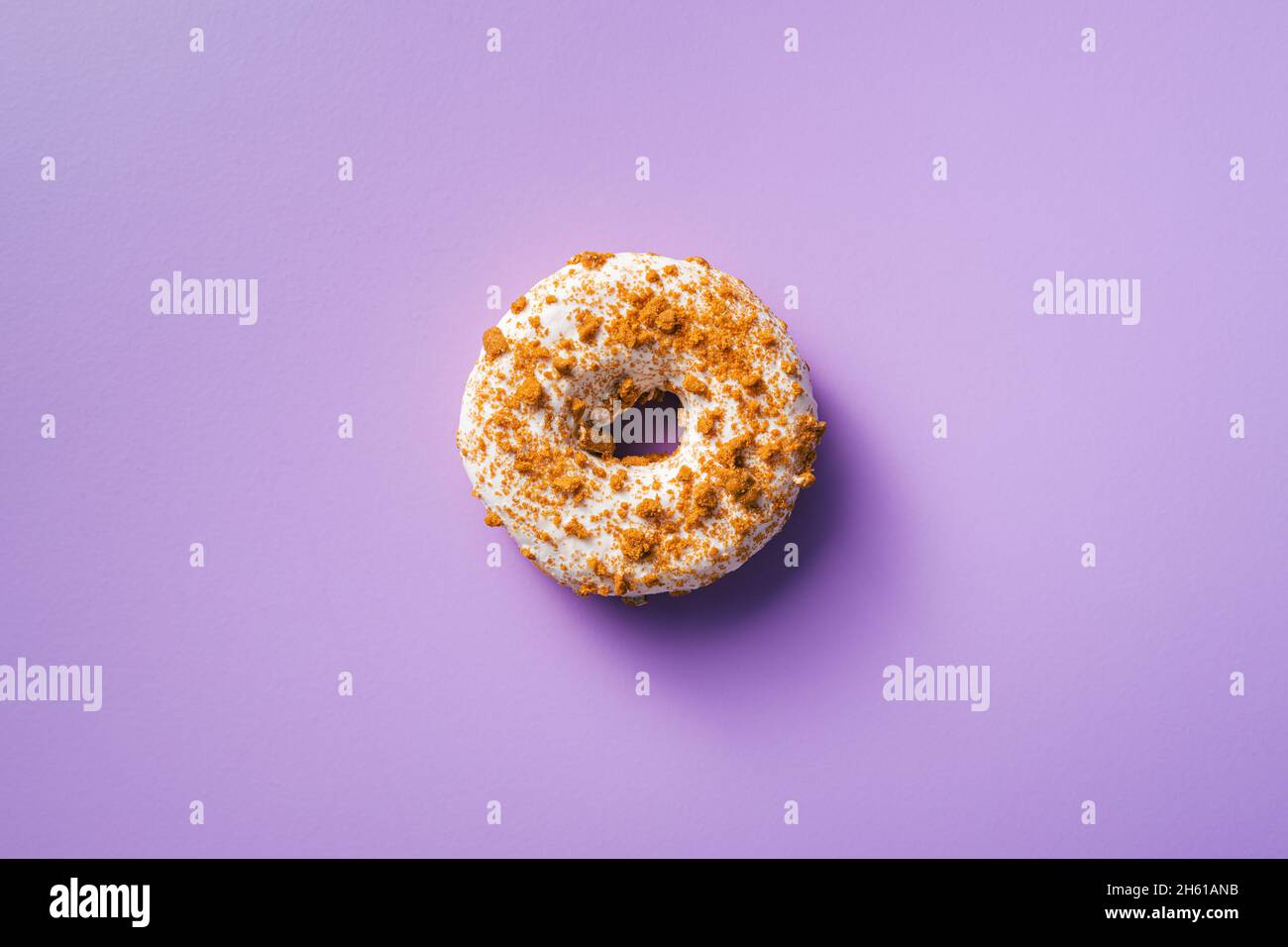 Violet dough hi-res stock photography and images - Alamy