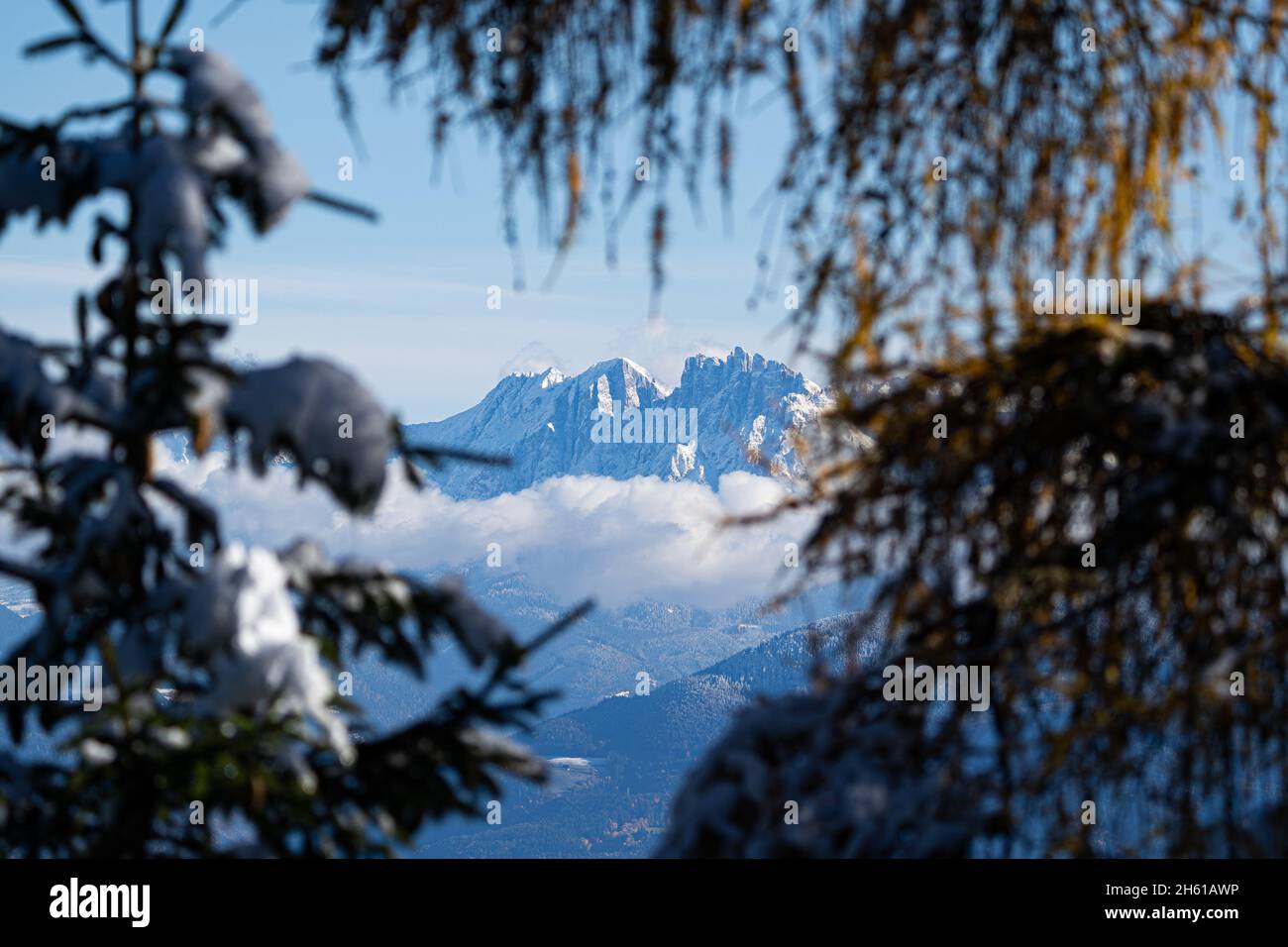 Framing view hi-res stock photography and images - Alamy