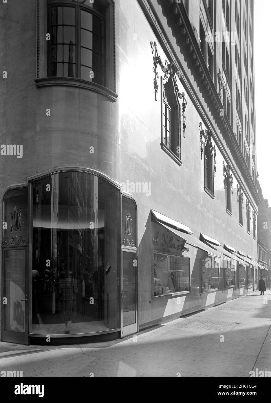 I. Miller shoe store, business at 5th Ave and 54th St., New York City ...