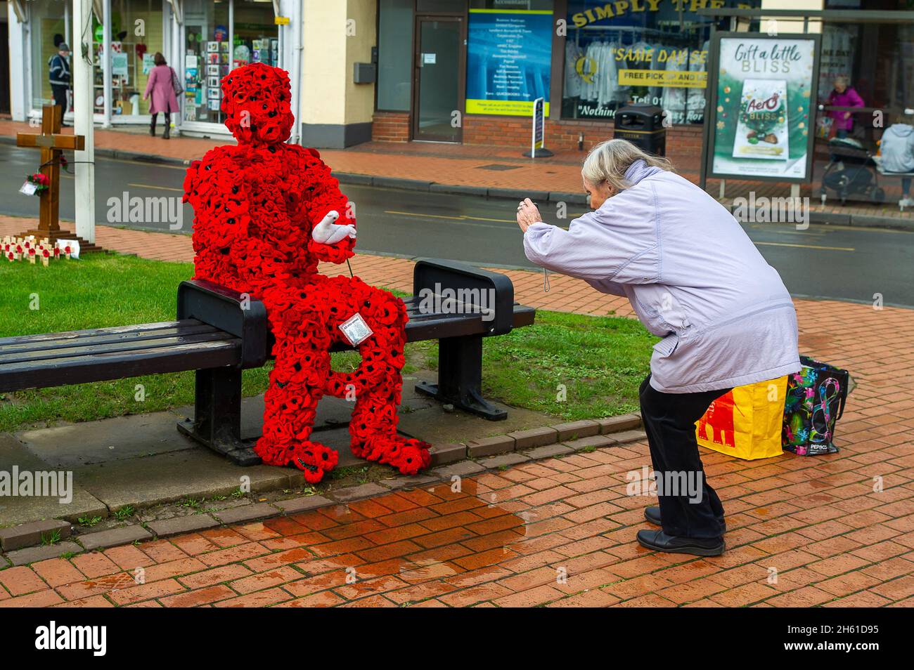 Chesham, UK. 12th November, 2021. To mark Remembrance Day and ...
