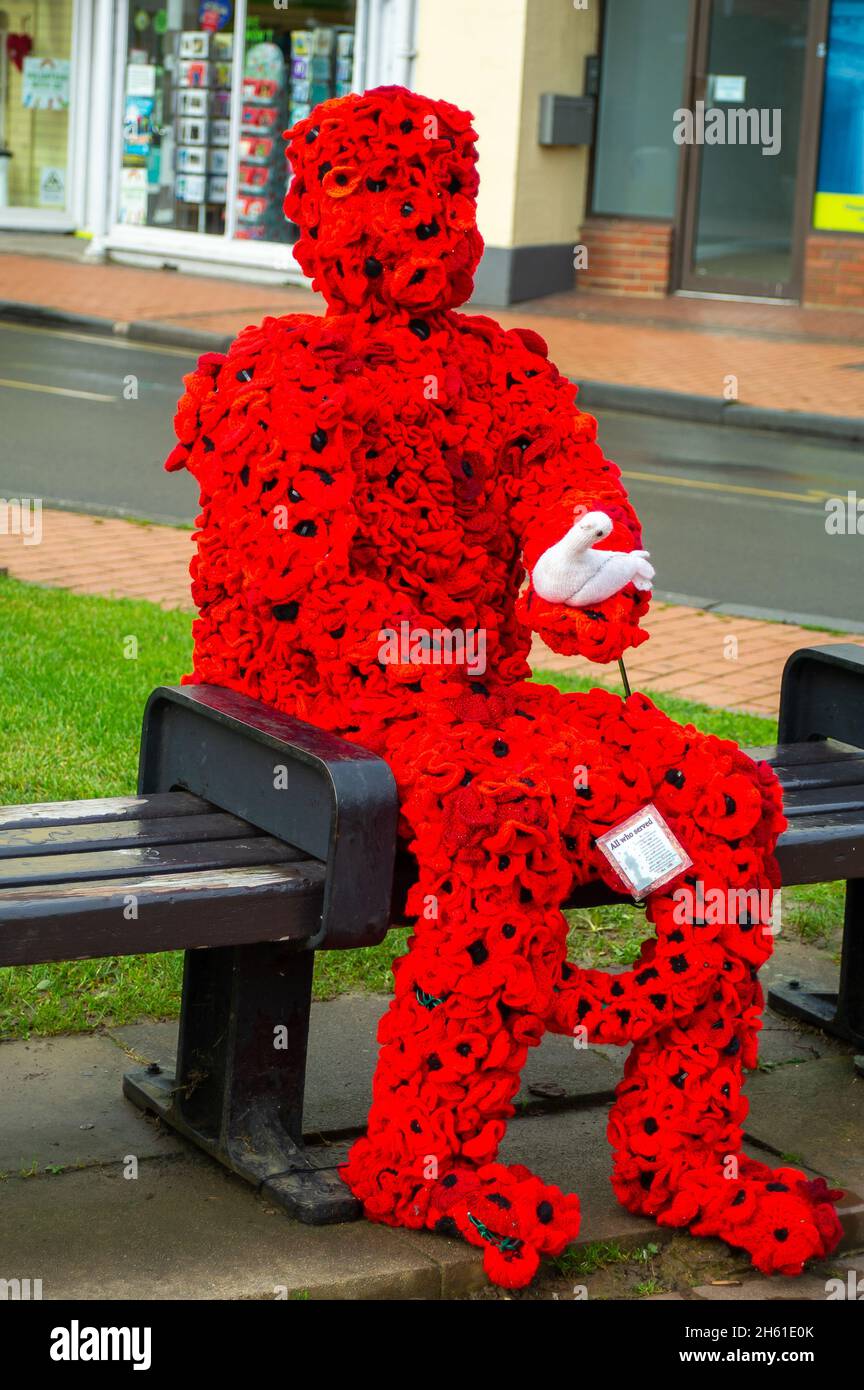 Chesham, UK. 12th November, 2021. To mark Remembrance Day and ...