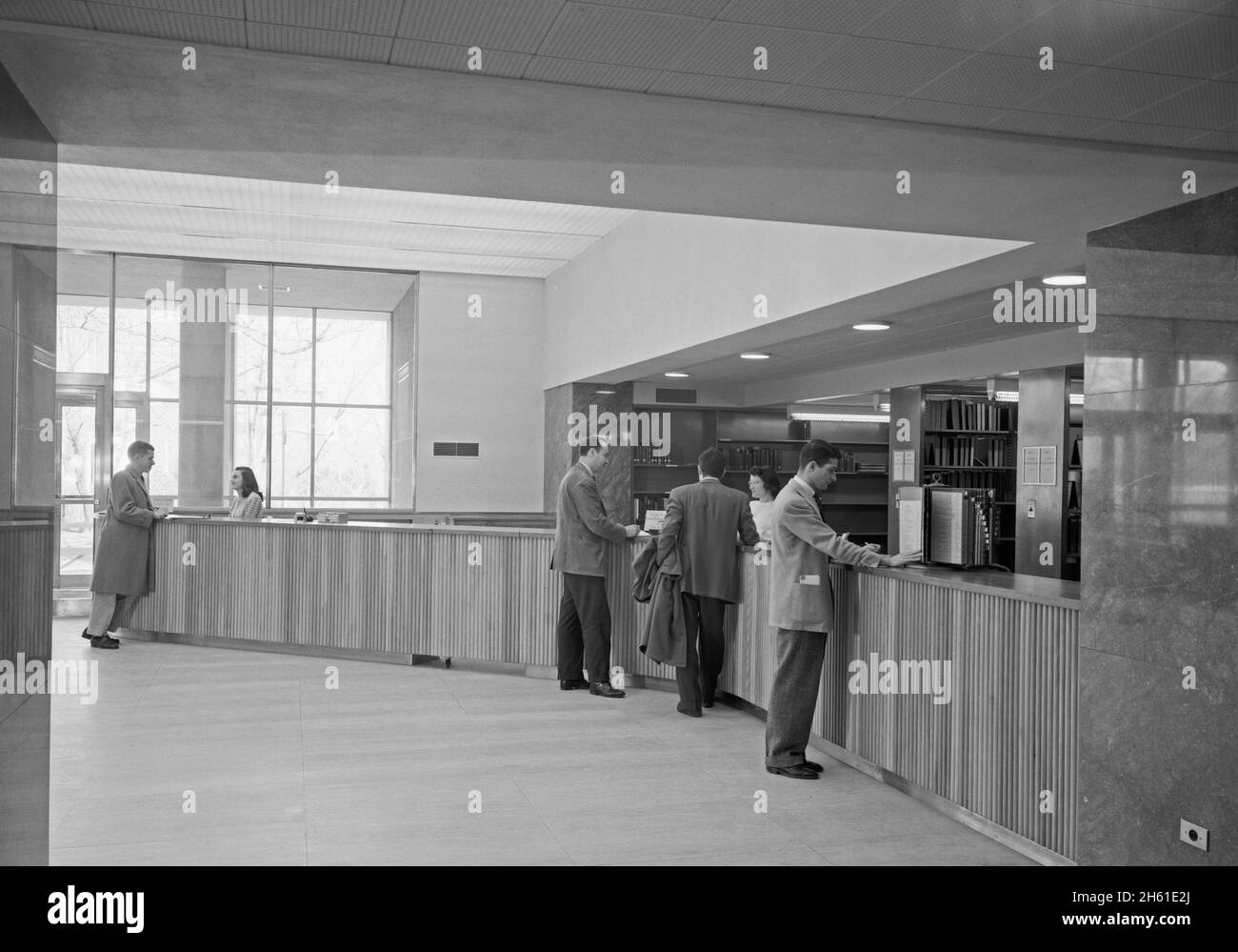 Harvard university lamont library hi-res stock photography and images ...