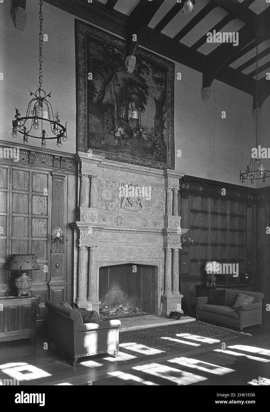 1920s Housing - Interior of a luxury residence in Sterlington, New York ...