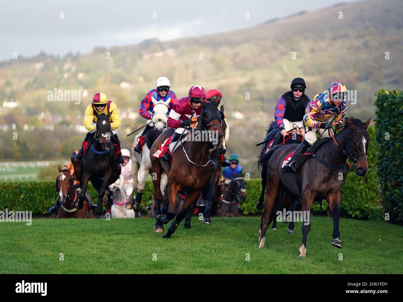Cheltenham november 2021 racecourse hi-res stock photography and images ...