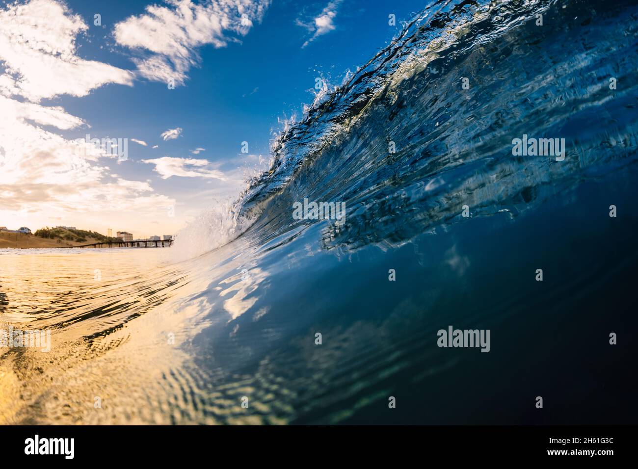 Glassy wave sunrise breaking hi-res stock photography and images - Alamy