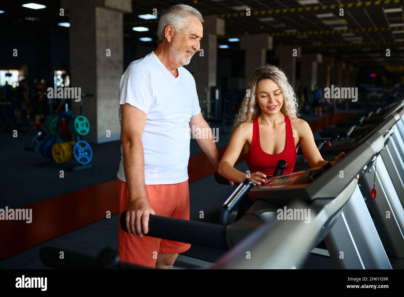 Female personal trainer hi-res stock photography and images - Alamy