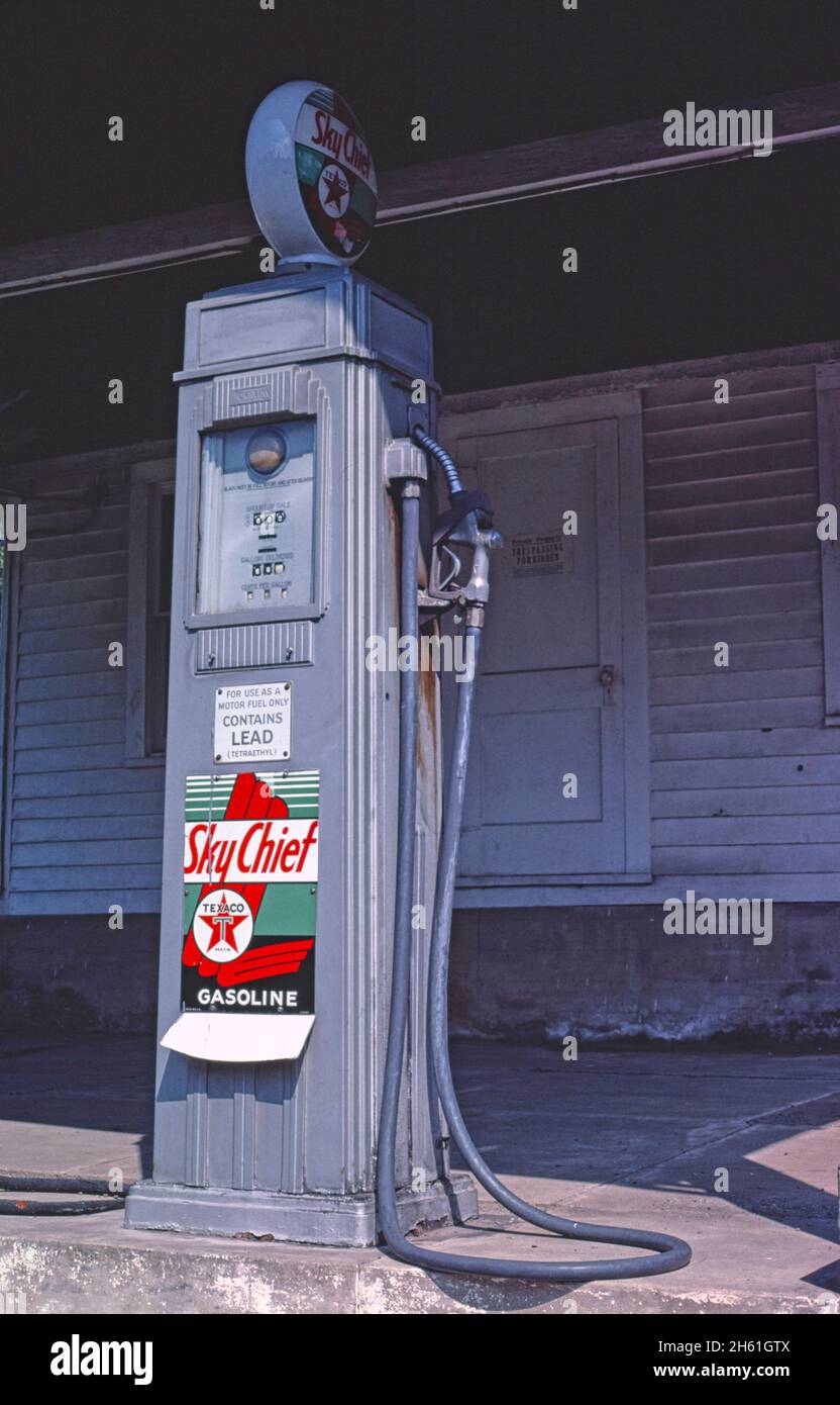 1970s texaco gas station hi-res stock photography and images - Alamy