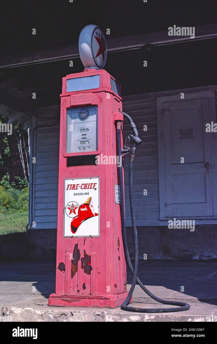 Texaco gas station 1970s hi-res stock photography and images - Alamy