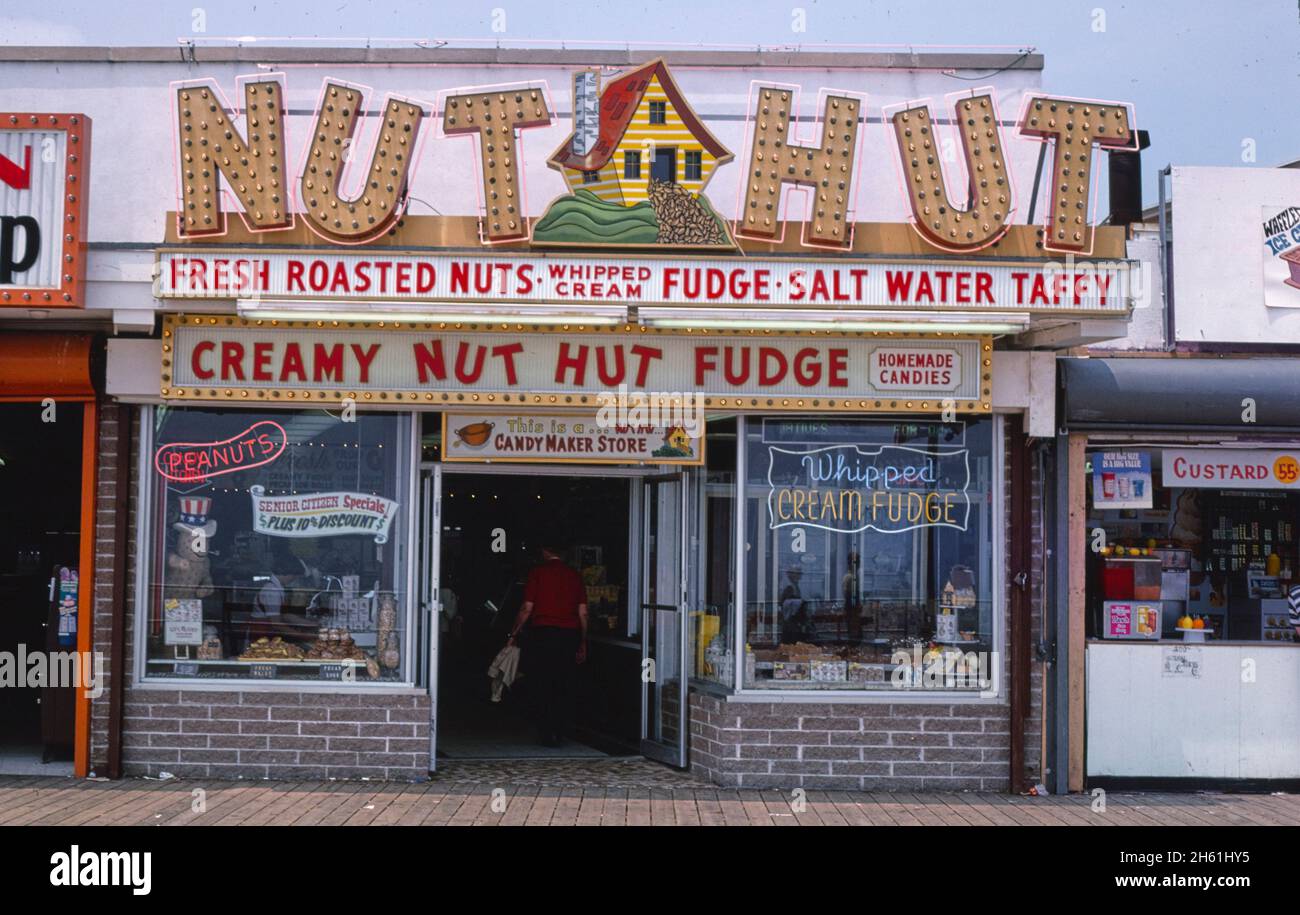 Boardwalk Nut Hut store, Wildwood, New Jersey; ca. 1978 Stock Photo - Alamy
