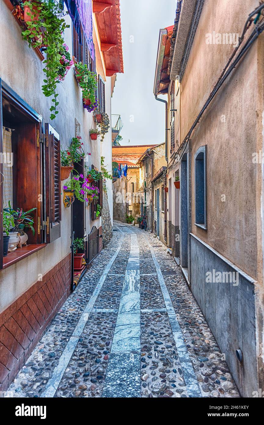 Picturesque streets and alleys in the seaside village of Chianalea ...