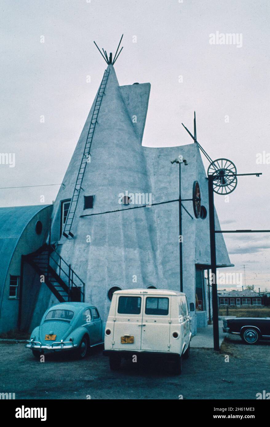 Quonset Hut-Store, Cheyenne, Wyoming; ca. 1976 Stock Photo - Alamy