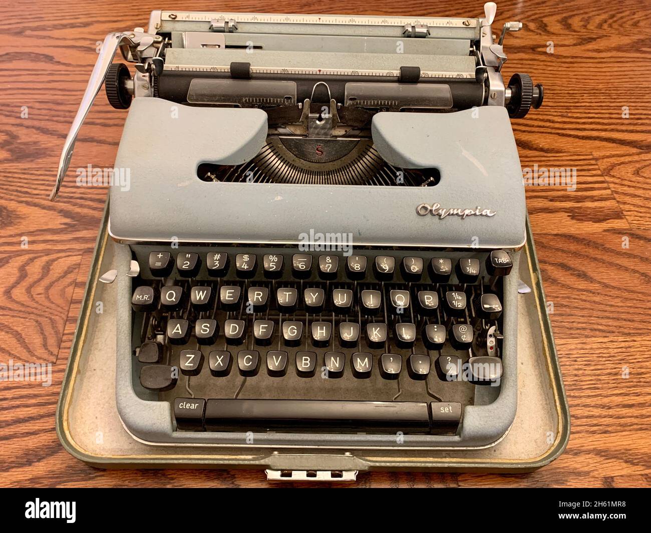 Old Vintage Typewriter Stock Photo - Alamy