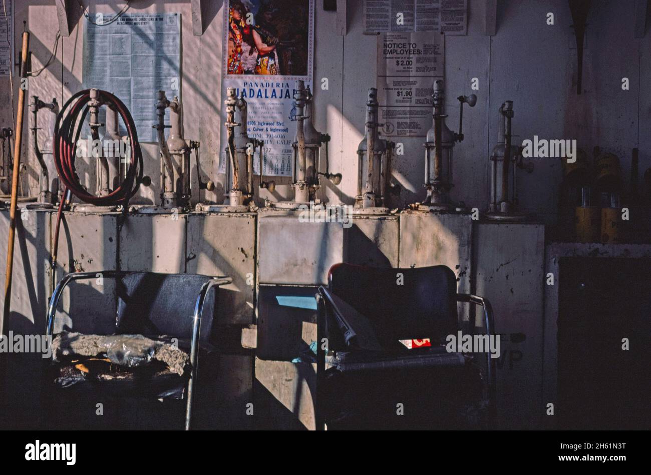 Mattoon service station hi-res stock photography and images - Alamy