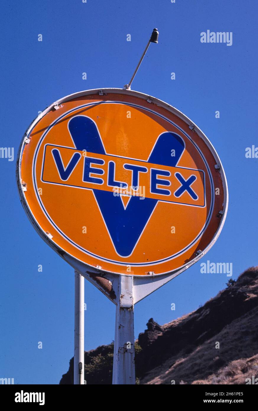 Veltex gas sign hi-res stock photography and images - Alamy