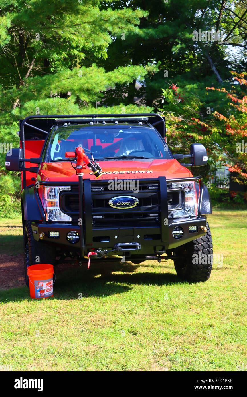 Brush Rapid Attack Trucks - Vintage and New model Stock Photo - Alamy